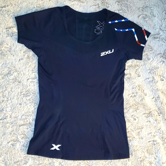 2xu | Tops | 2xu Compression Short Sleeve Top Navy Blue | Poshmark